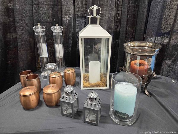 Lanterns, candles, copper bath pieces, grinders | Maxsold