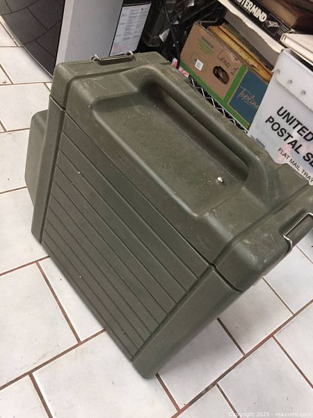 Military Surplus Food and Beverage Dispenser Container Model GB-7 | Maxsold