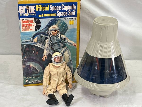 Hasbro GI Joe Action Pilot Official Space Capsule and Authentic Space ...