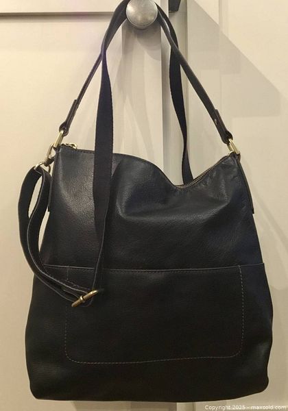 Fossil Amelia Hobo leather handbag | Maxsold