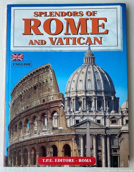 The Splendors of Rome & Vatican guidebook and fold-out map | Maxsold