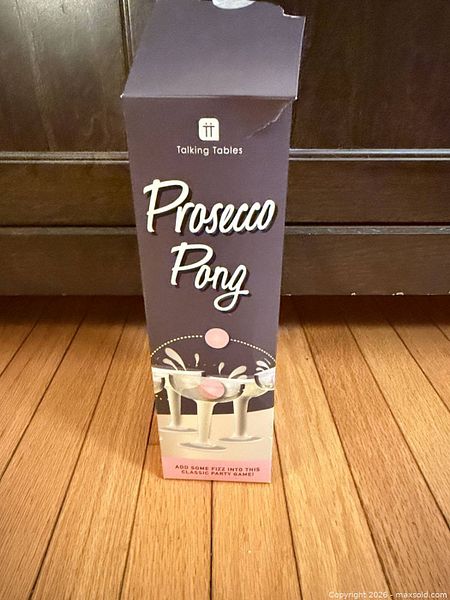 Prosecco Pong boxed party game | Maxsold