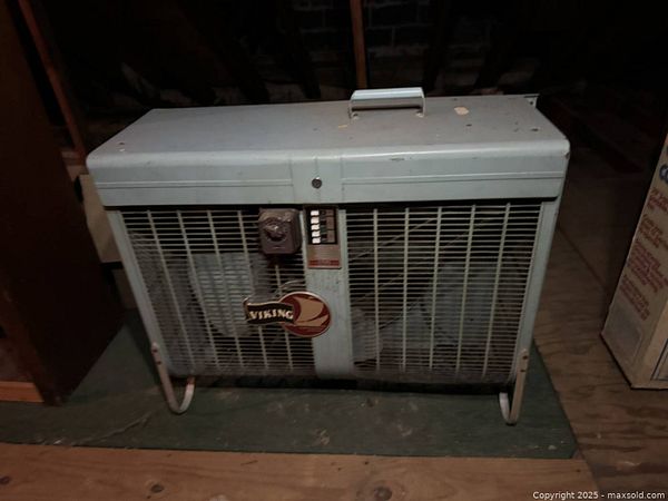 Pair of Vintage Electric Fans – Viking Box Fan & Cast Metal GE Desk Fan ...