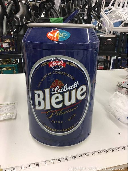 Labatt Bleue Pilsener Beer Fridge | Maxsold